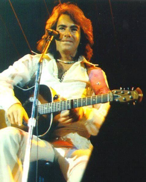 Before the Big Choruses: Neil Diamond’s The Long Way Home Reveals His ...